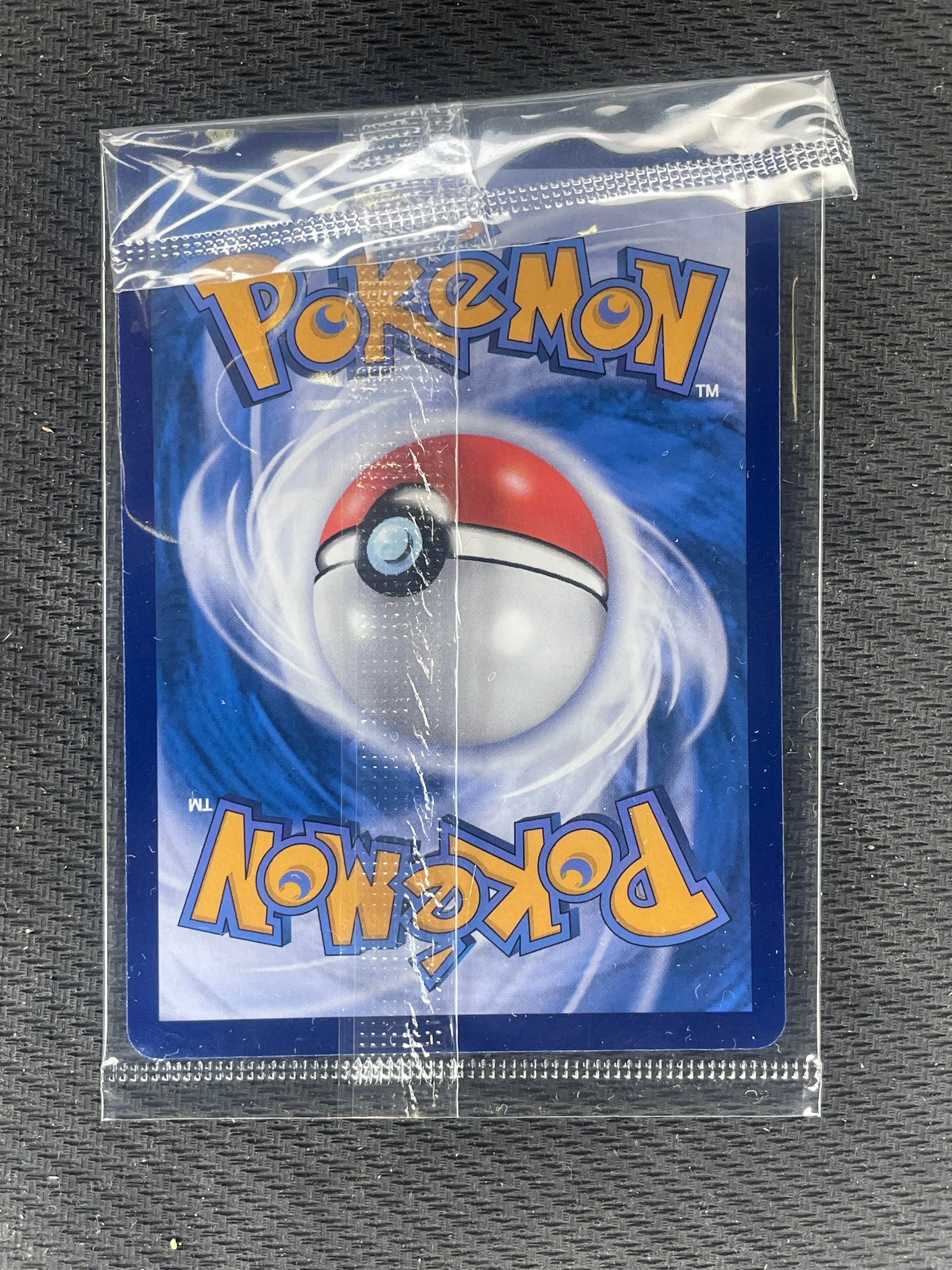 2024 Pokemon Promo 101/SV-P Pikachu Berkemeja Batik Indonesian Journey